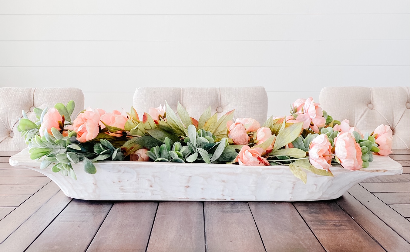 Simple Centerpiece For Spring - Sprucing Up Mamahood