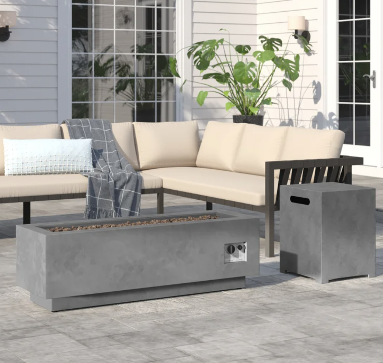 The Best Fire Pits for Your Backyard