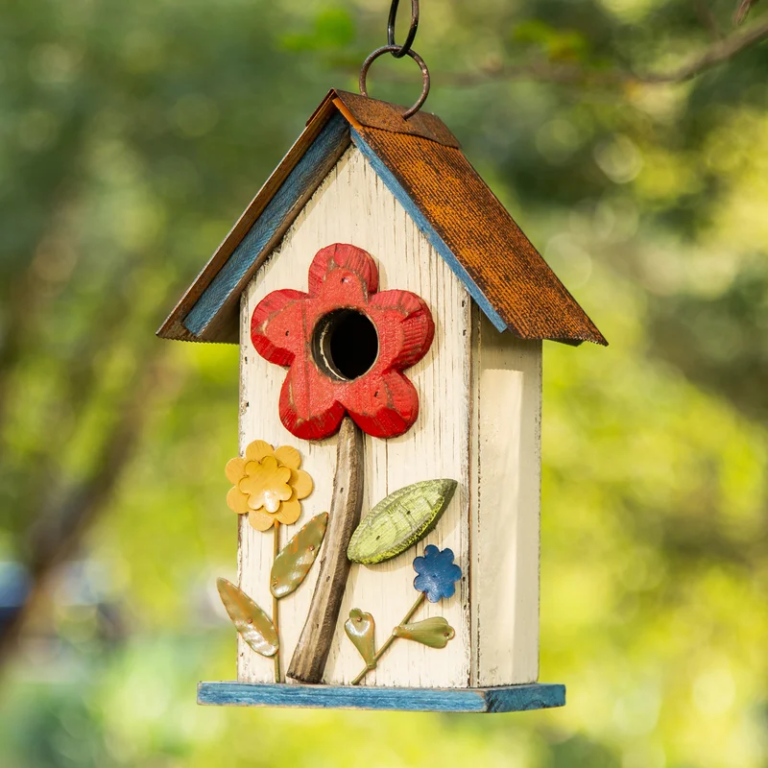 50+ Small Garden Decor Ideas for your Yard - Sprucing Up Mamahood
