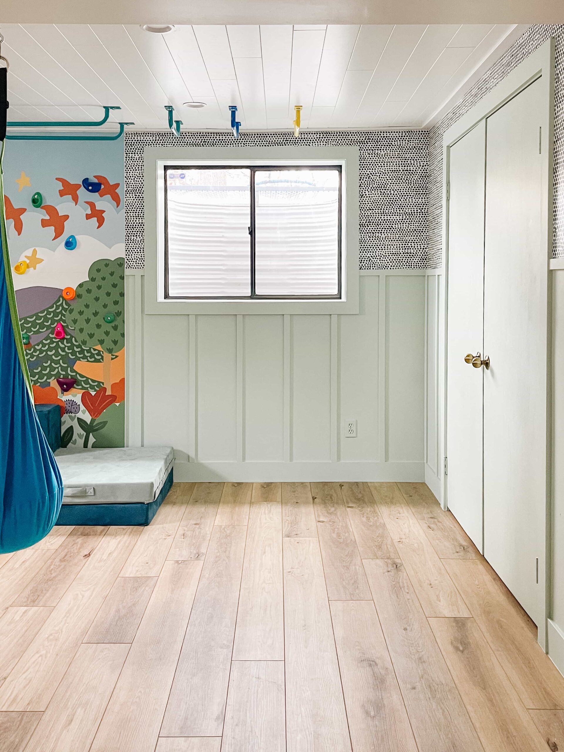 Fun Playroom Wallpaper Idea - Sprucing Up Mamahood